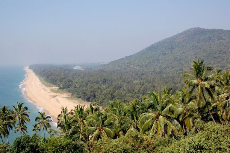 13 Scenic Places to Visit in Kannur for a Memorable Journey